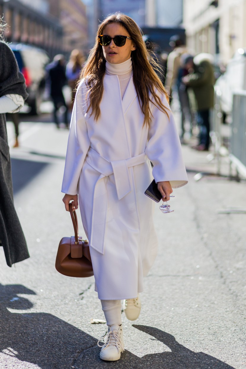 Street Style εμπνευση για να φορεσεις ενα total white ή παστελ συνολο ...