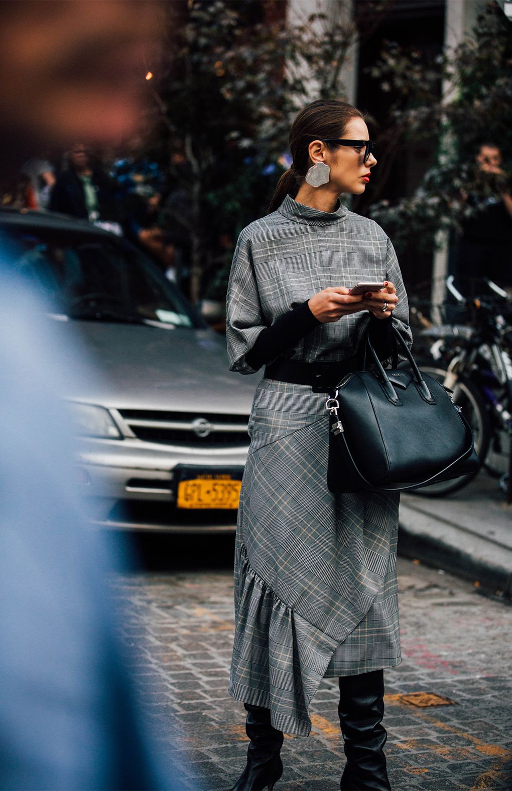 New York Fashion Week S/S 2018 Street Style (Part II) - FaShionFReaks